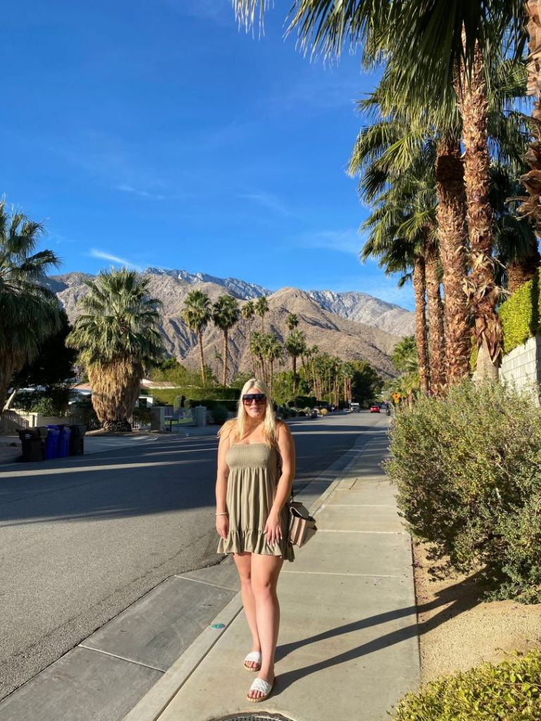 Meet Sydney Rutherford | Digital Creator & Vet Admin - SHOUTOUT ARIZONA