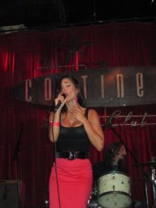 Meet Mysti Moon | Vocalist - SHOUTOUT ARIZONA